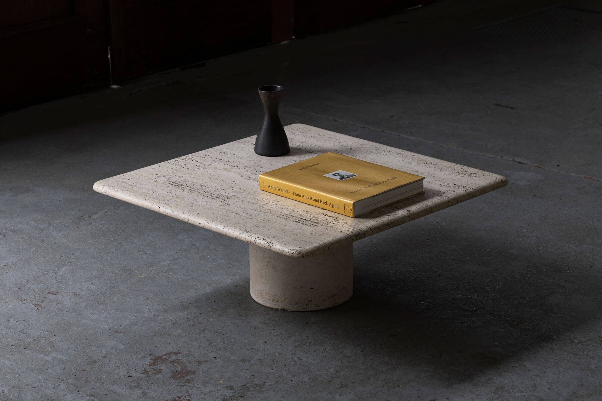 Contact - Meteor Gallery